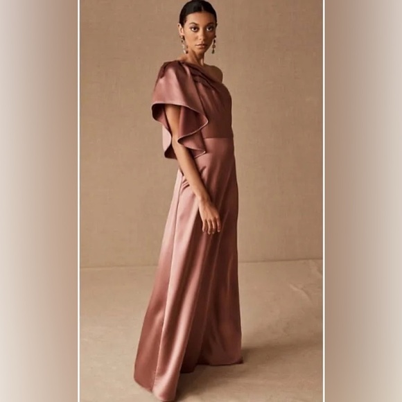 Monique Lhuillier | Dresses | Monique Lhuillier Clarelle Dress From ...